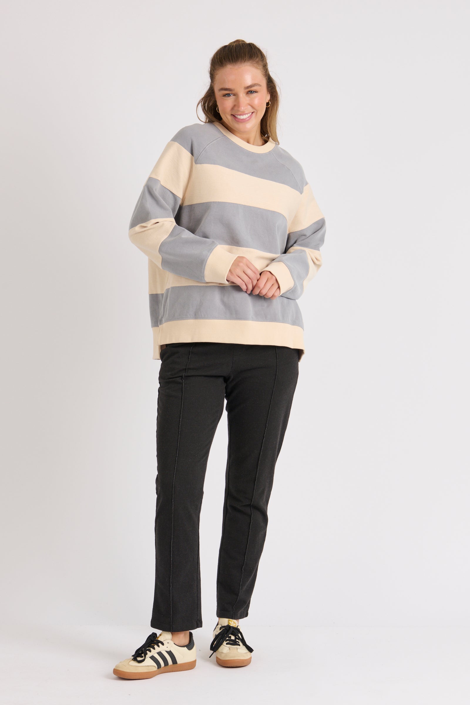 Panel crew popover - stone/steel-One Ten Willow-*Round neck *Long ...